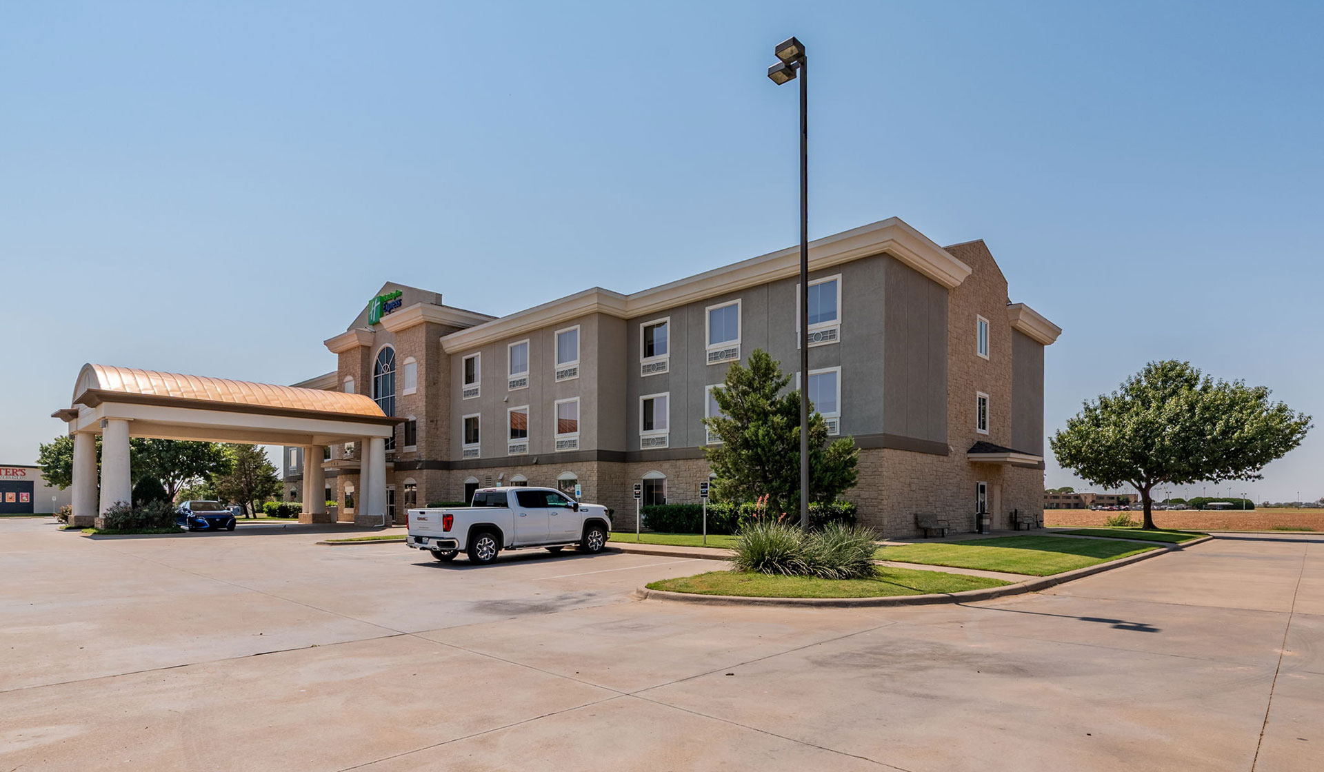 Vernon Hospitality Two-Pack Portfolio | Holiday Inn Express & Suites ...
