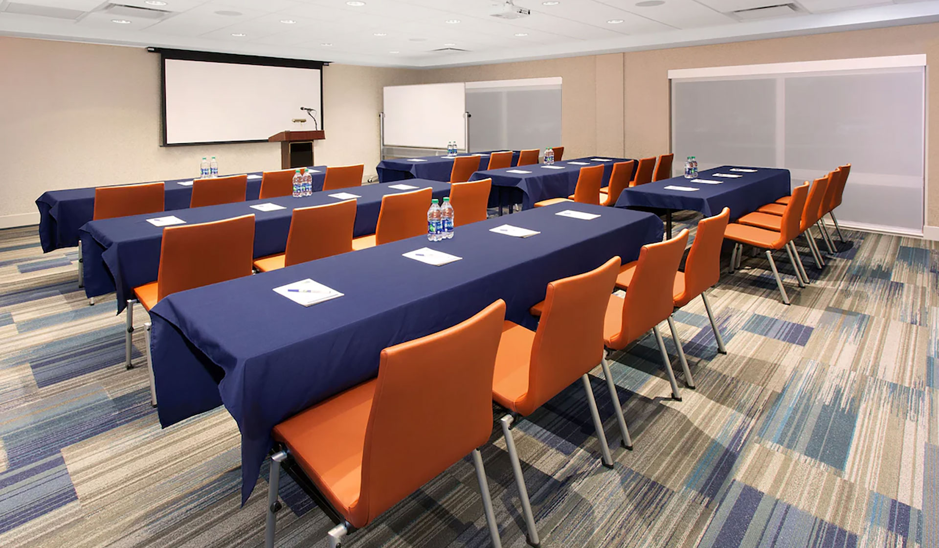 Holiday Inn Express & Suites Sterling Heights-Detroit Area ...