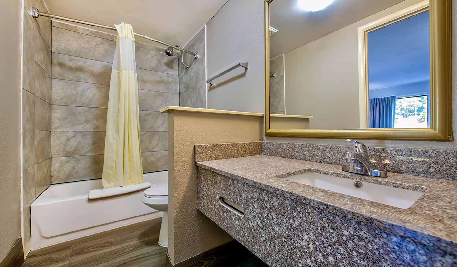 Motel 6 & Studio 6 Birmingham, AL - Medical District | mghotelteam.com