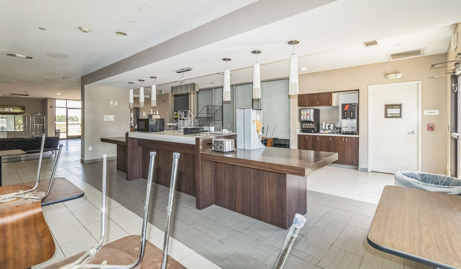Super 8 by Wyndham Stanton | mghotelteam.com