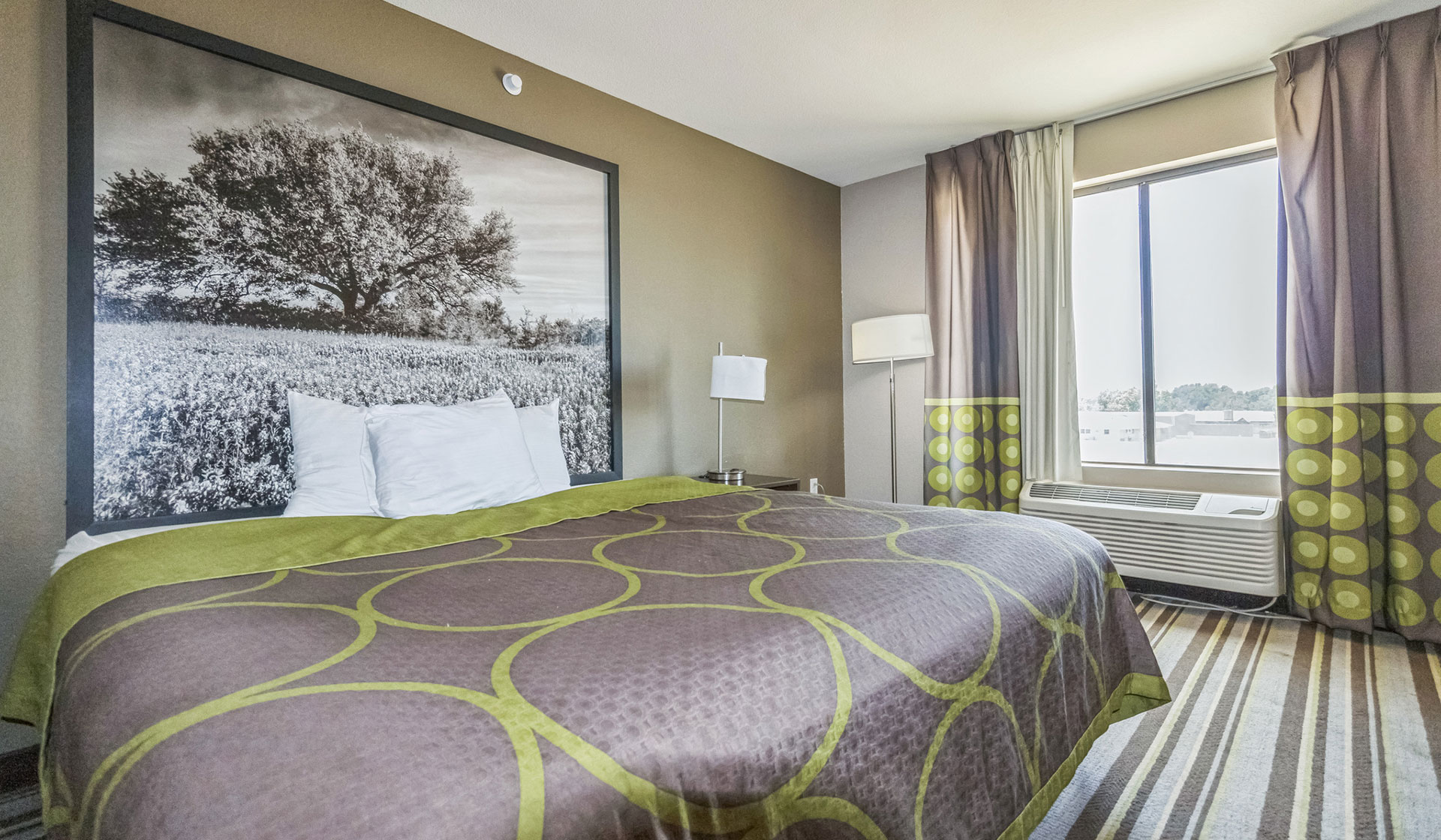 Super 8 by Wyndham Stanton | mghotelteam.com